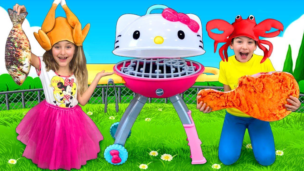 Sasha Plays With Hello Kitty BBQ And Opens Toy Cafe - UsParenting.com