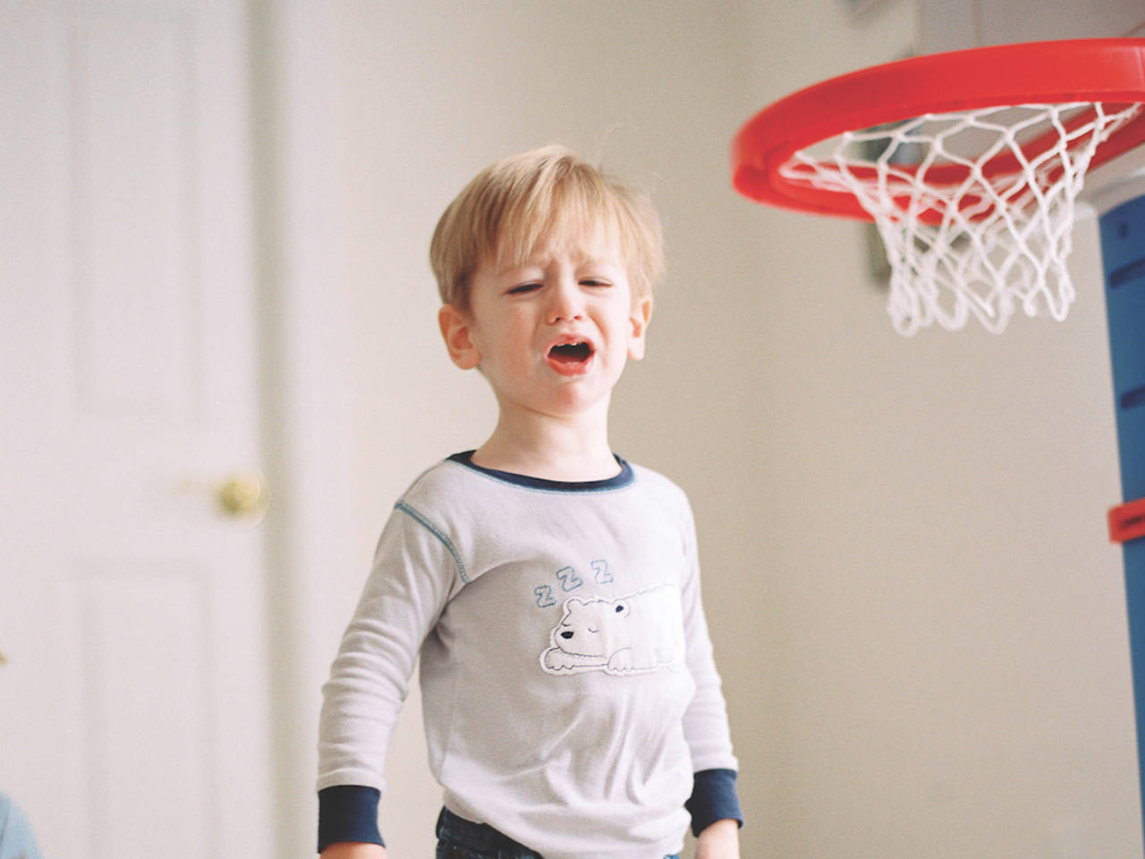 6 Ways To Help A Sore Loser - UsParenting.com