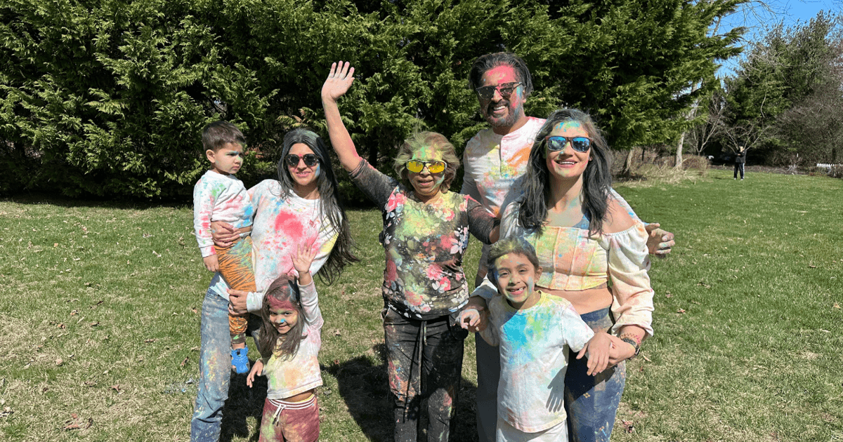 Colorful Ways To Celebrate Holi This Year - UsParenting.com